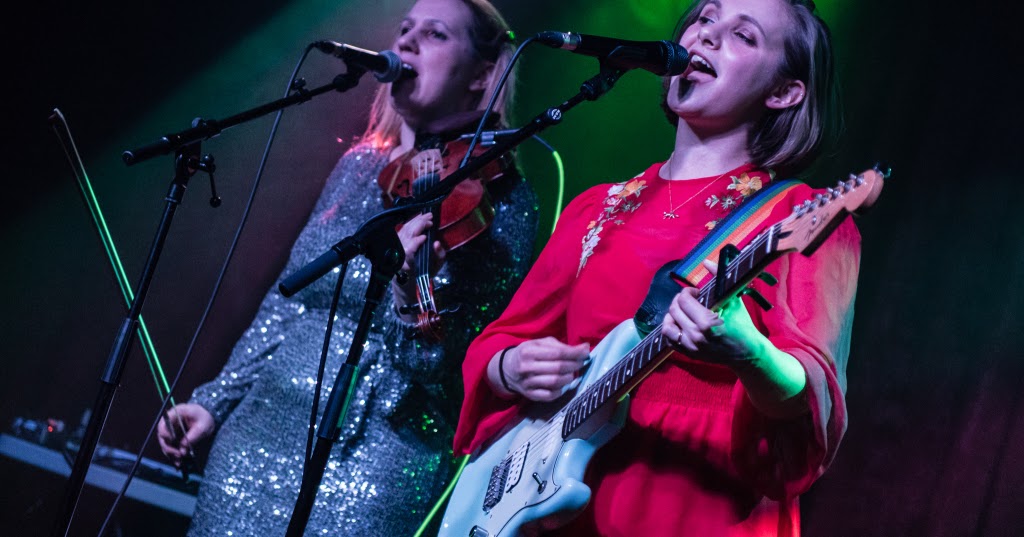 An Inkey View : Lily Rae (Captain Handsome) Interview (2020)