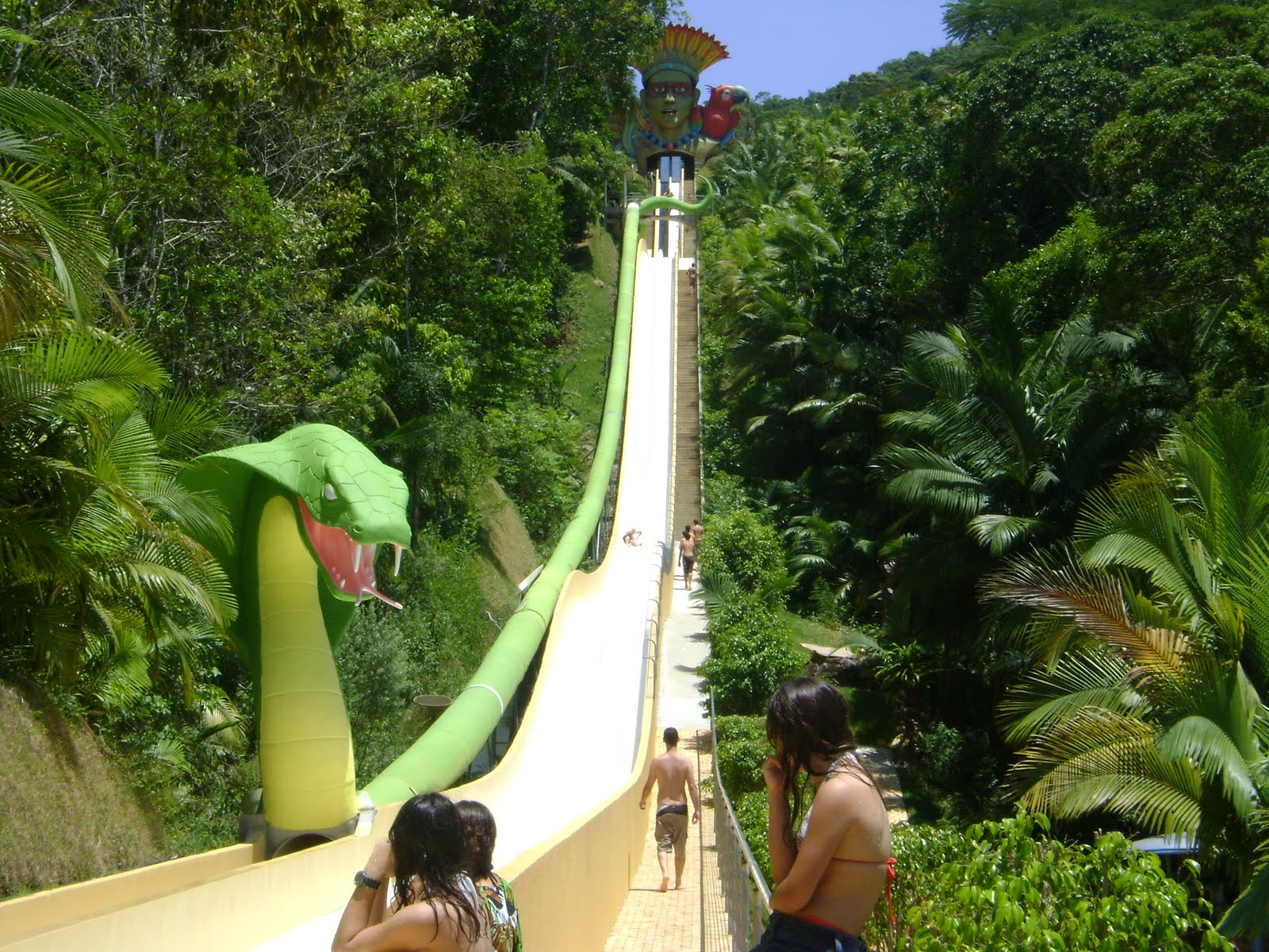 Escultor e Esculturas: Recanto da natureza