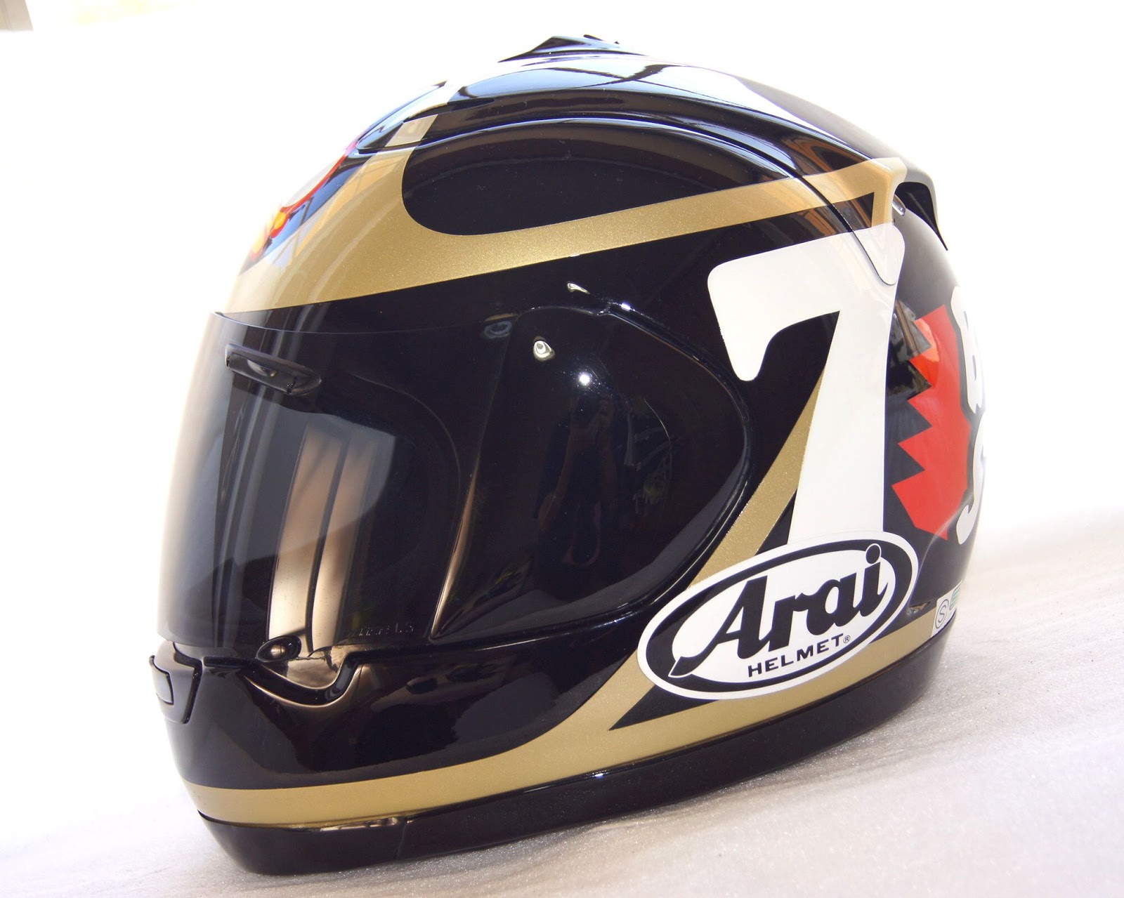 samurai‐bikers: Arai racing helmet RX-7 RRⅢ Barry Sheene limited production