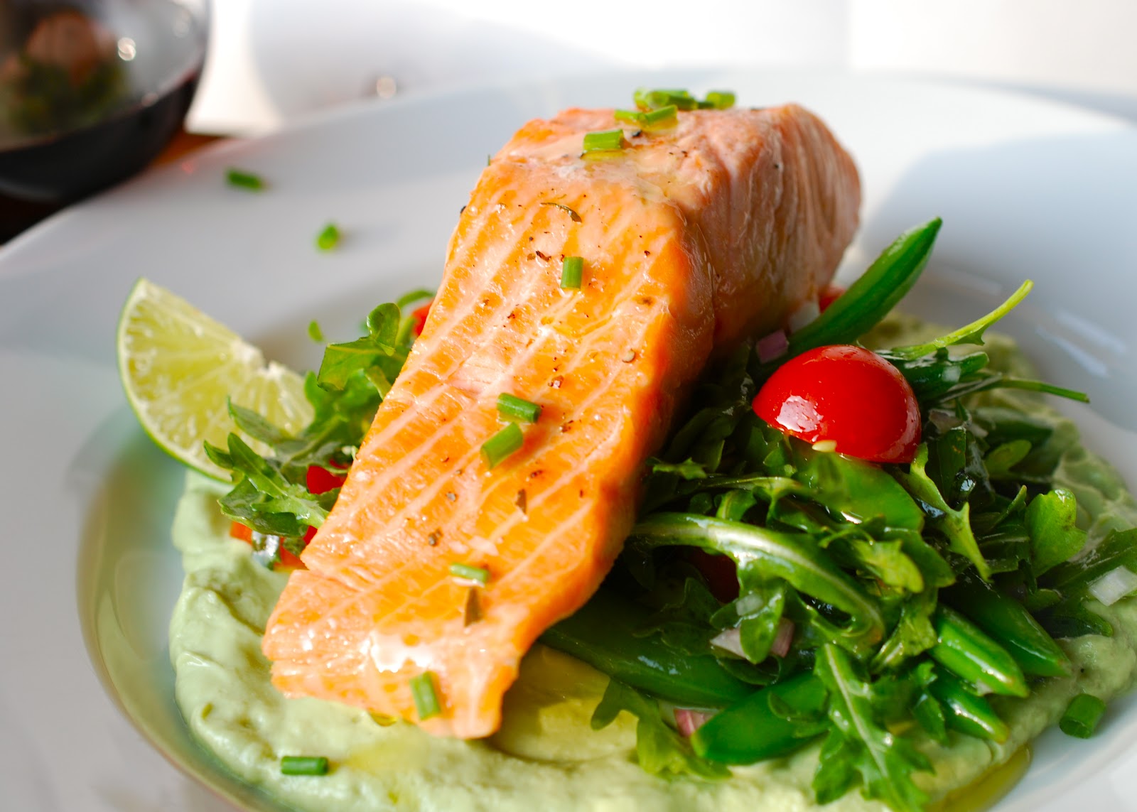Cooking with Larue: Poaching Salmon again! With Arugula, Snap Peas ...