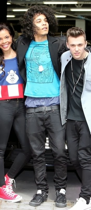 Celeb Saggers: Corey Layzell From Luminites Sagging Blue Boxers