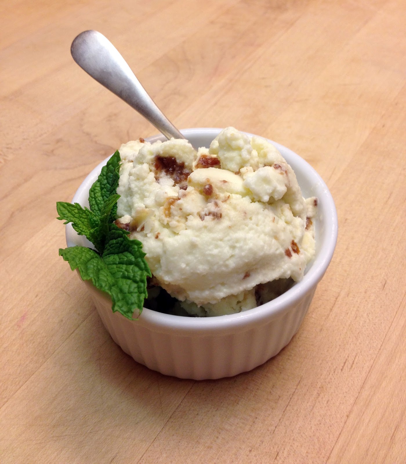 Eating Possibly: TGRWT #22 - Kelley's Cucumber Ice Cream Dream