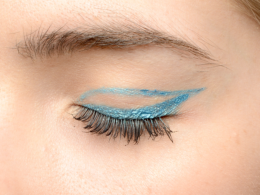 Bisous Darling: Teal Shadow : Tutorial