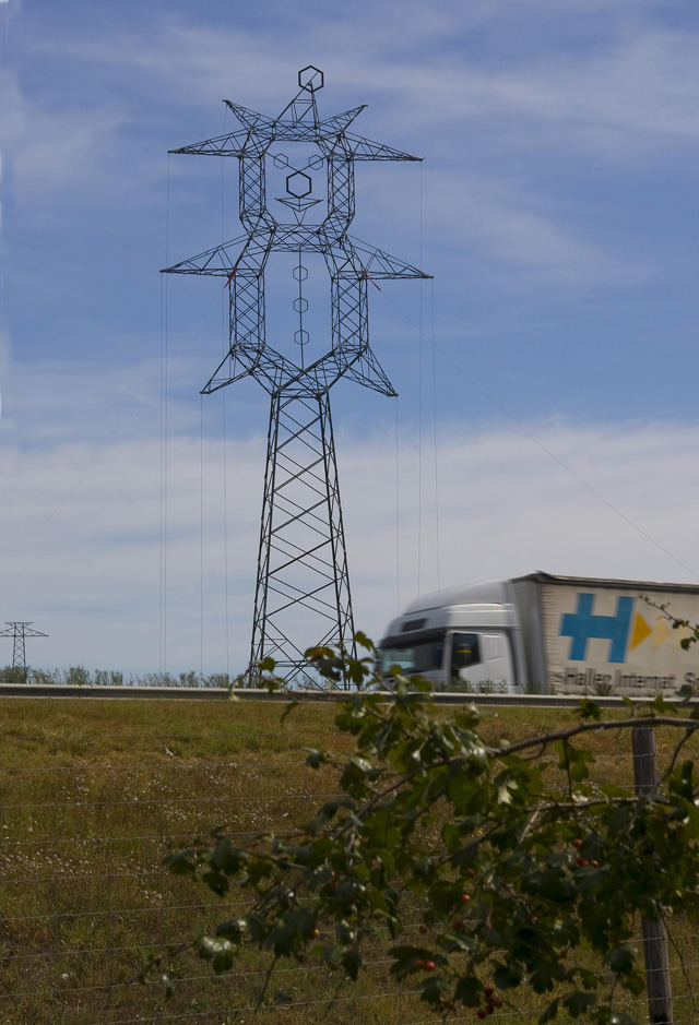 Transmission Line Overview: Beautiful Pylon Designs