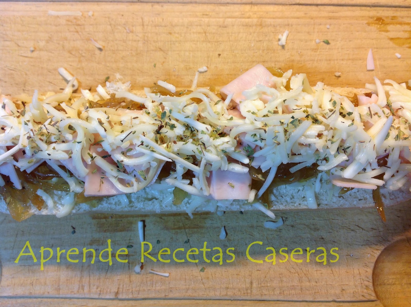 Aprende Recetas Caseras: Panini de Jamon Cocido con Cebolla Caramelizada