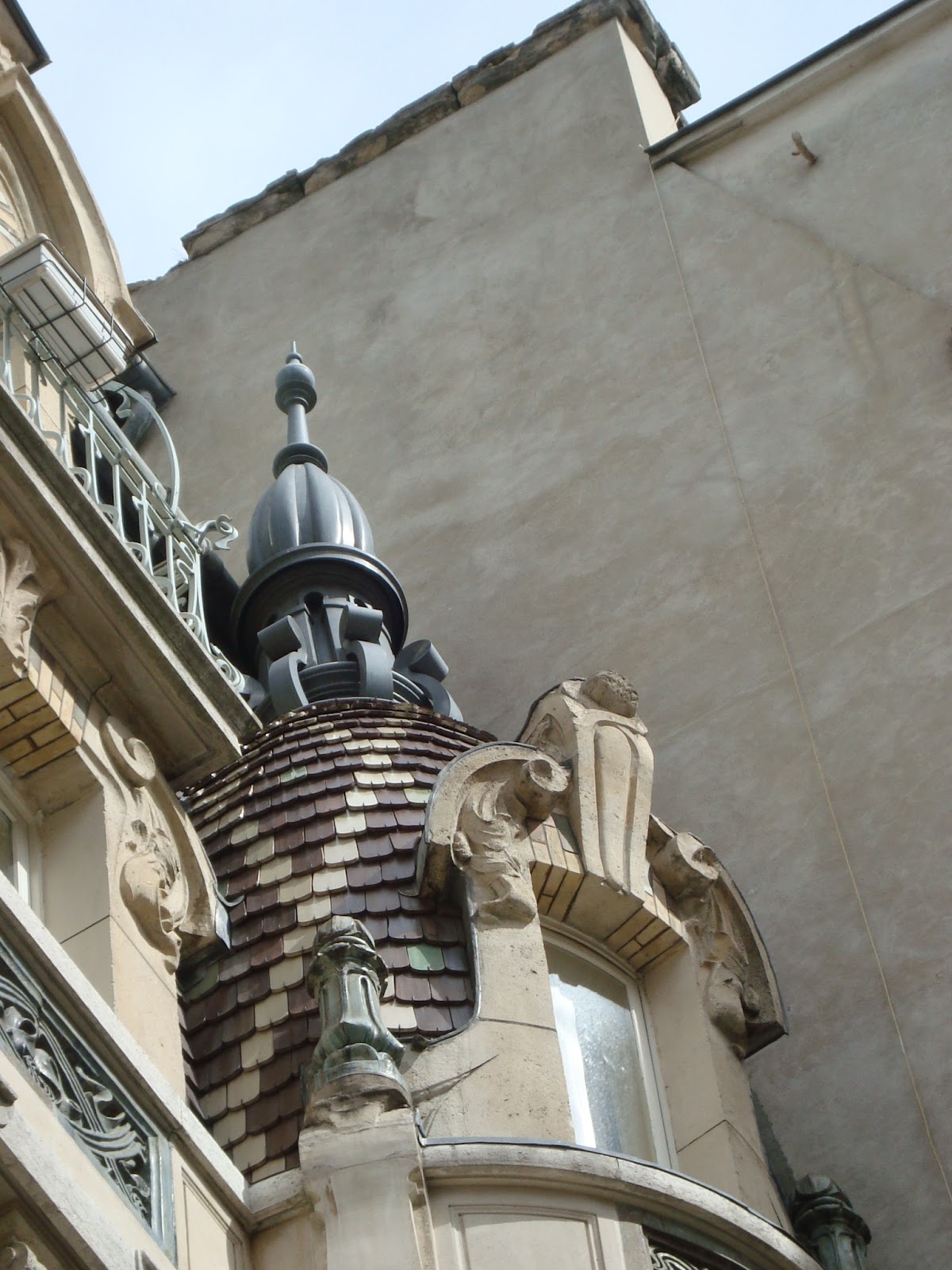 Paseos Art Nouveau: 3, square Rapp, Paris VIIè, Jules Lavirotte, 1989-90