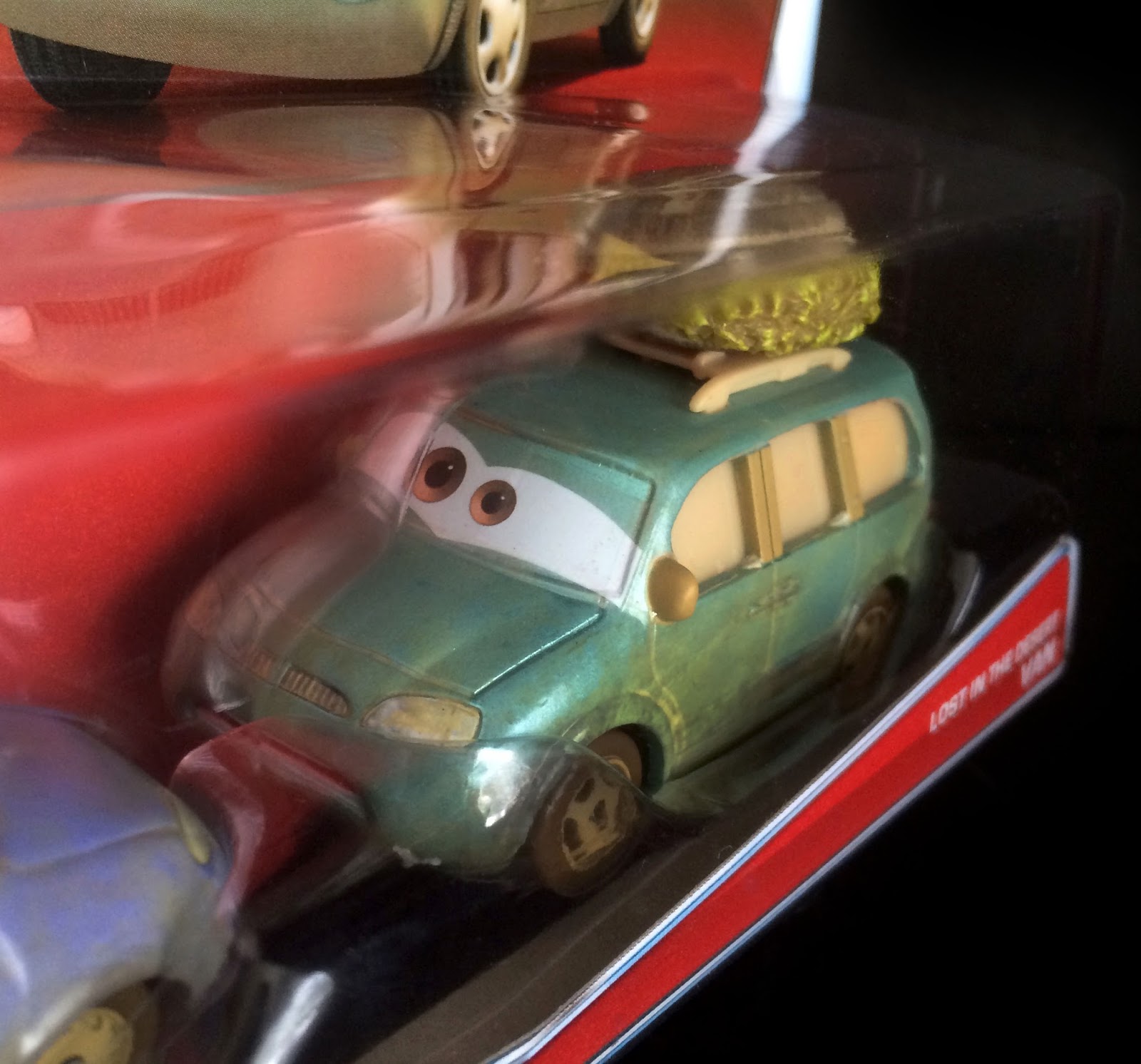 Dan the Pixar Fan: Cars: Lost in the Desert Mini & Van 2-pack