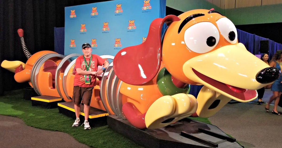 A GEEK DADDY: SLINKY DOG DASH