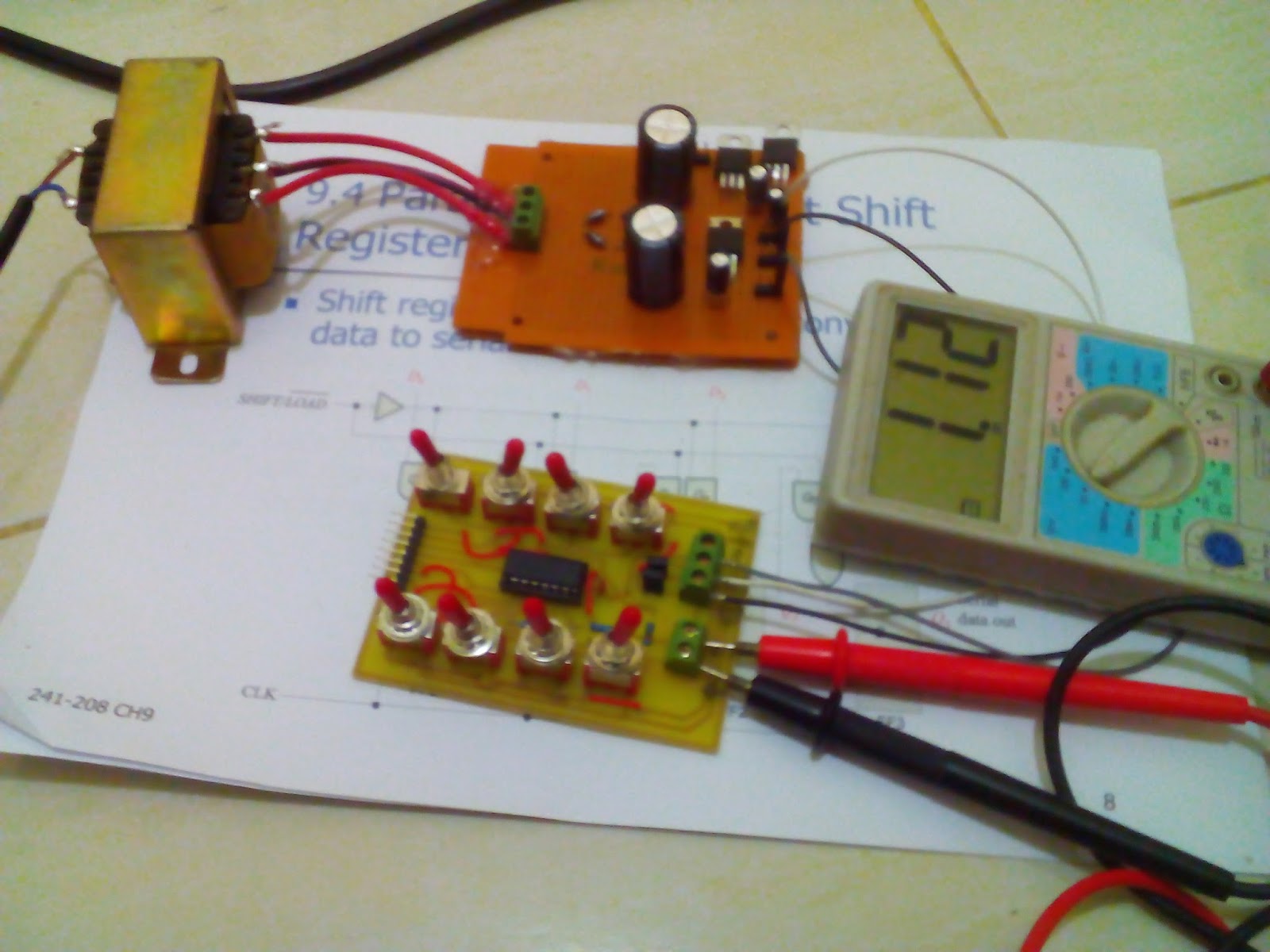 .: Mengakses DAC0808 ( Digital to Analog Converter ) / DAC