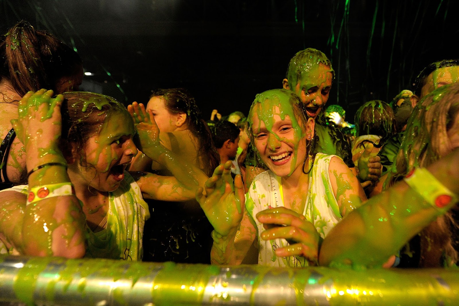 NickALive!: "School Of Rock" Stars Breanna Yde And Ricardo Hurtado Set ...