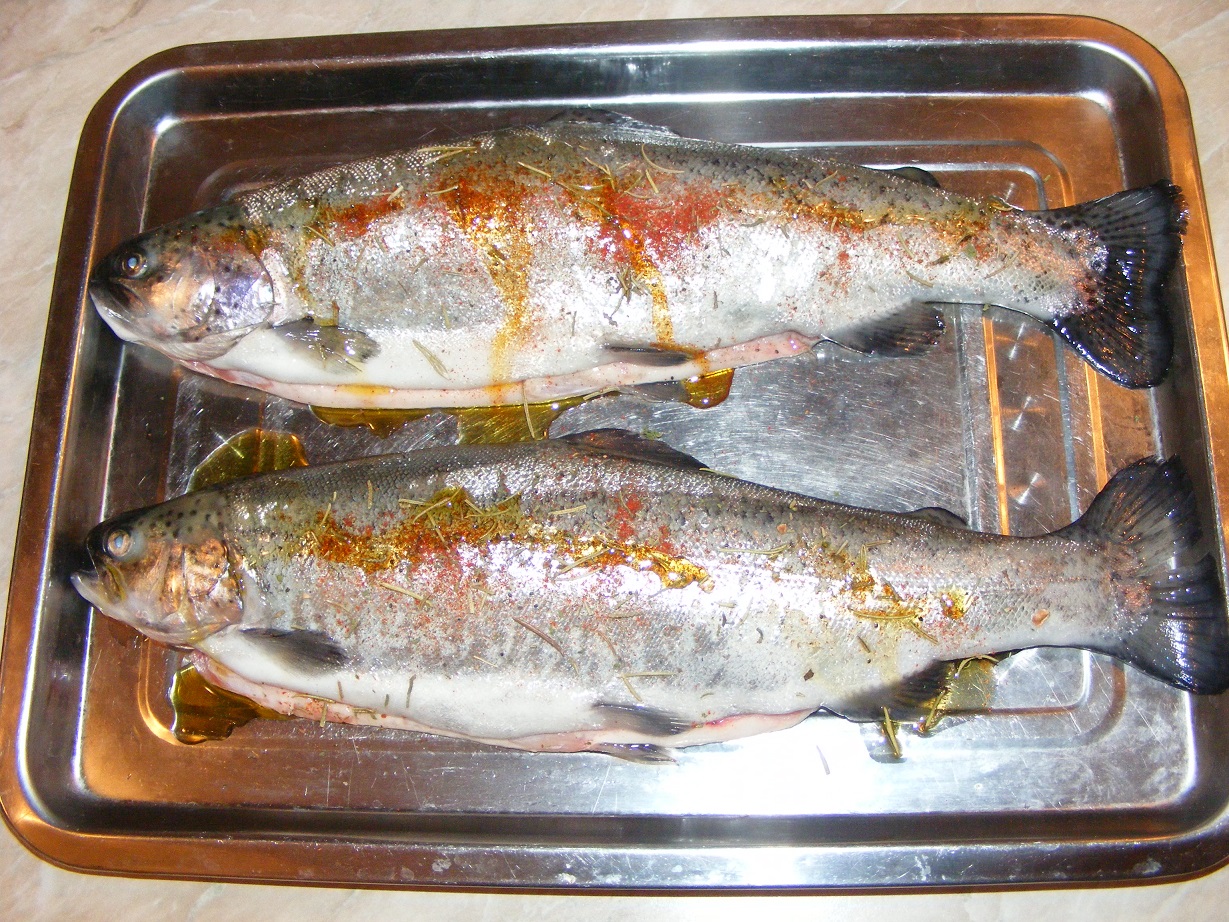 Pastrav la cuptor cu lamaie | Preparatedevis.ro