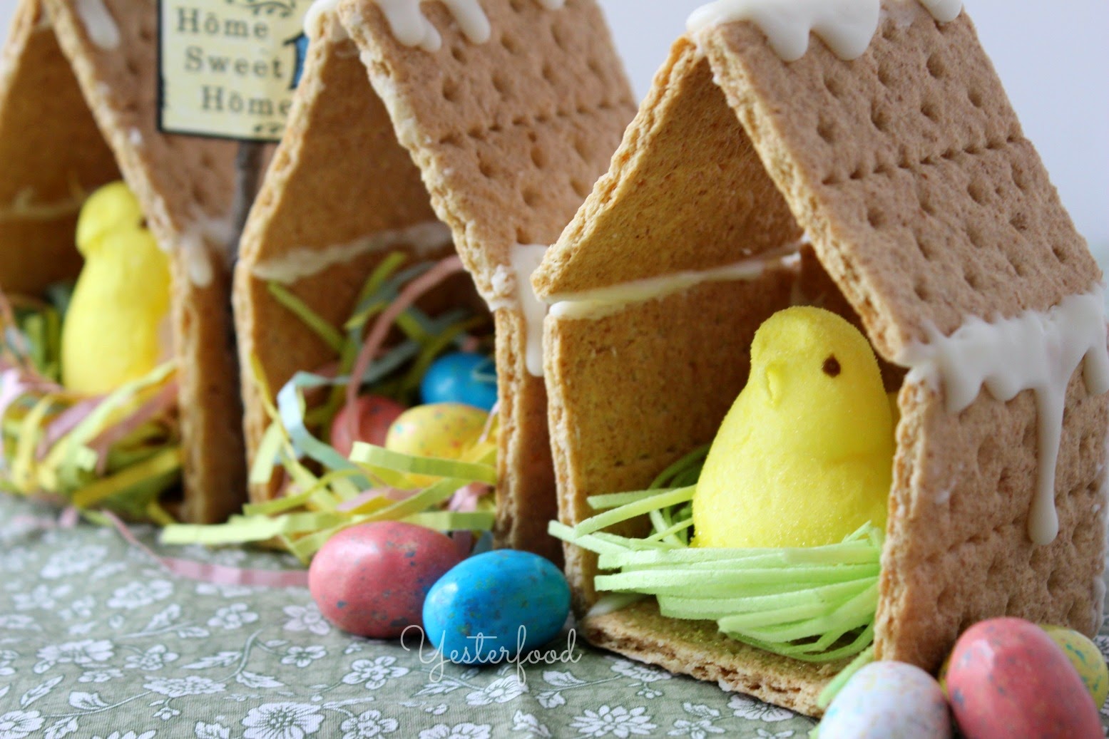 Yesterfood : Peeps Houses