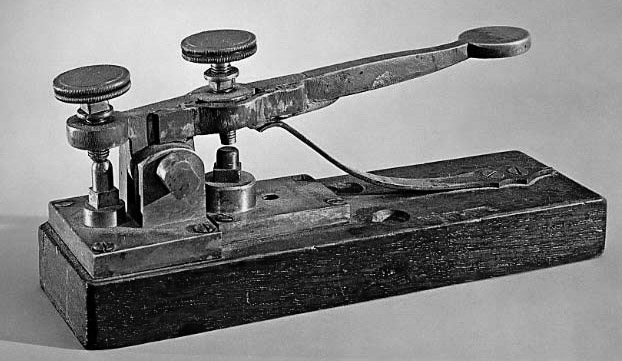 The Digital Research Library of Illinois History Journal™ : Telegraph ...