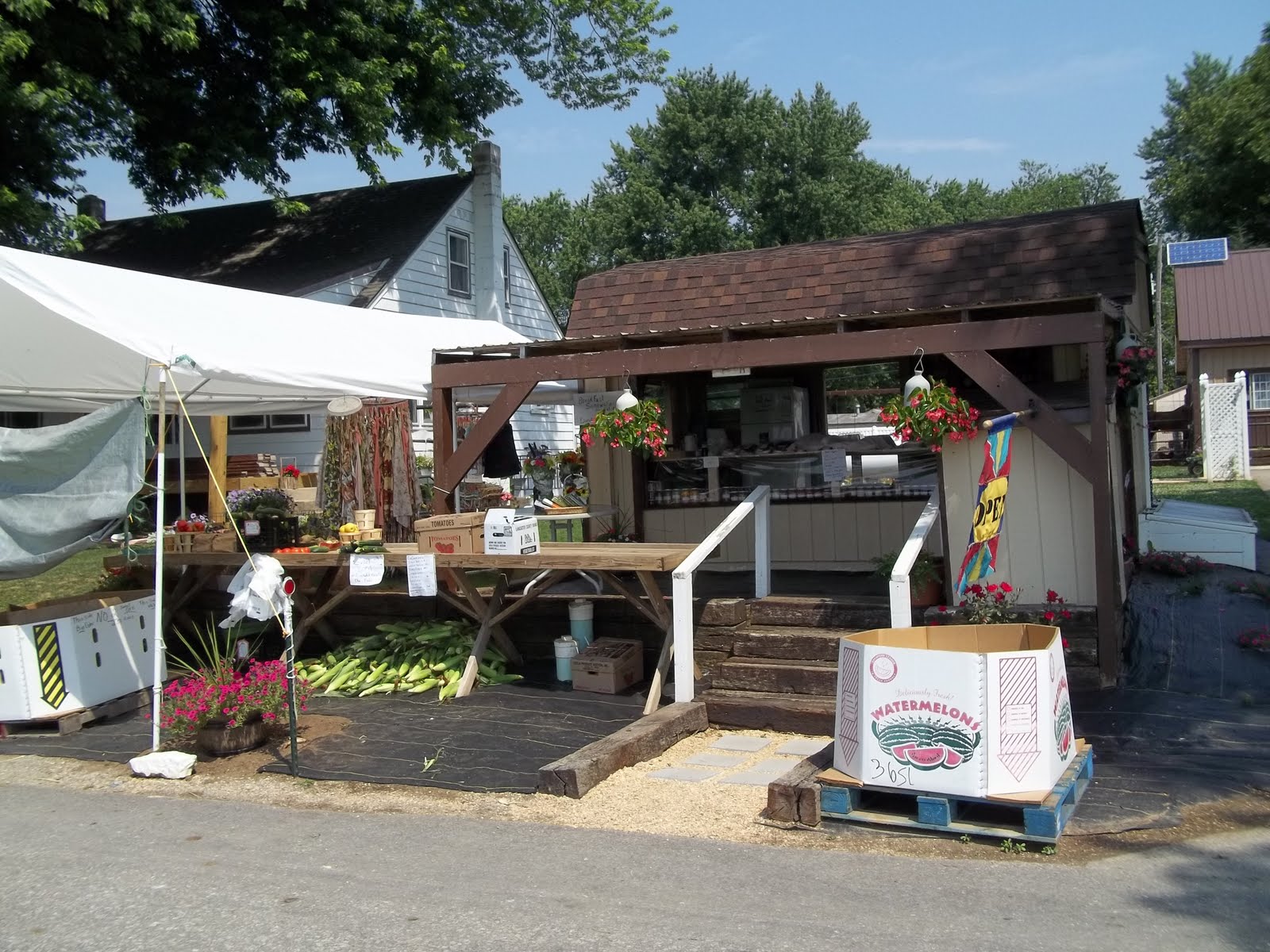 Pure Country Living: An Amish food stand in Ronks Pennsylvania, and ...