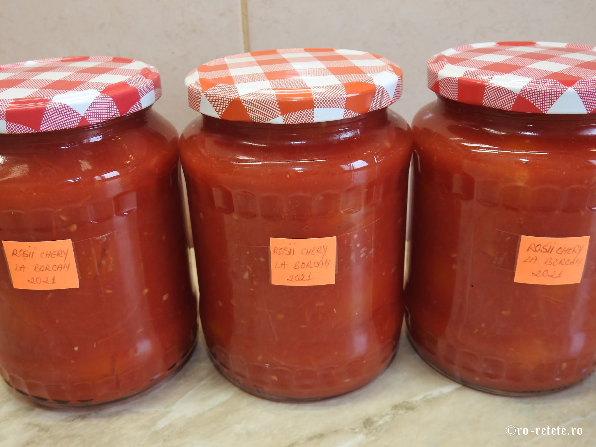 Rosii cherry la borcan reteta | Preparatedevis.ro