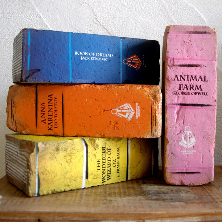 [BB-Blog]: Painted brick bookends.