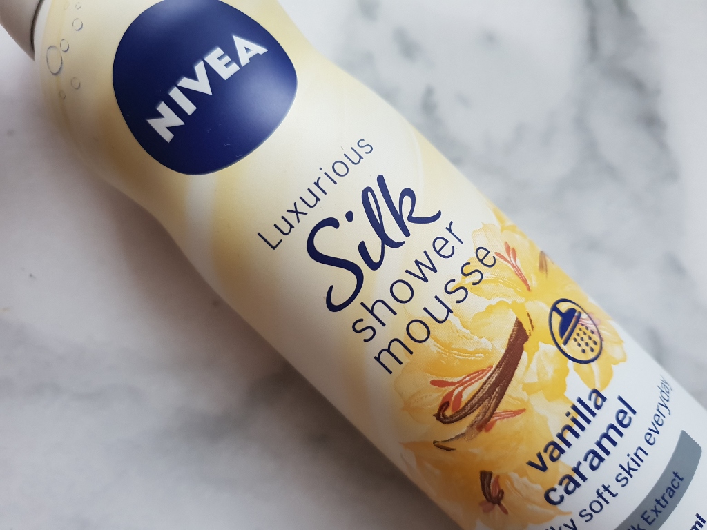 Lipstick's blade: Nivea Silk Shower Mousse vanilija i karamela