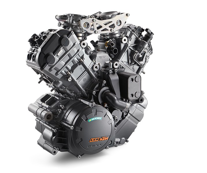 otolights: KTM 1190 ADVENTURE Sporty Domination of Travel Tnduros on Street