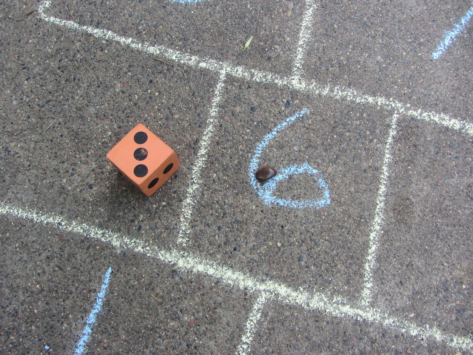 The Unlikely Homeschool: 5 Days of Summer "Unschooling": Math