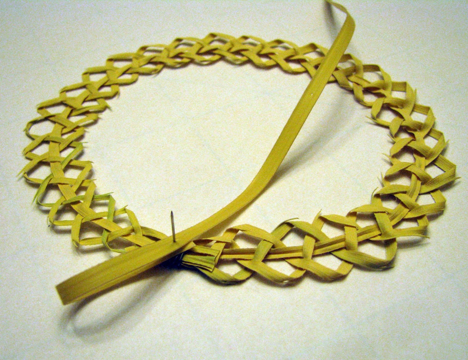 POTIONSMITH: Crown of Thorns - Palm Weaving