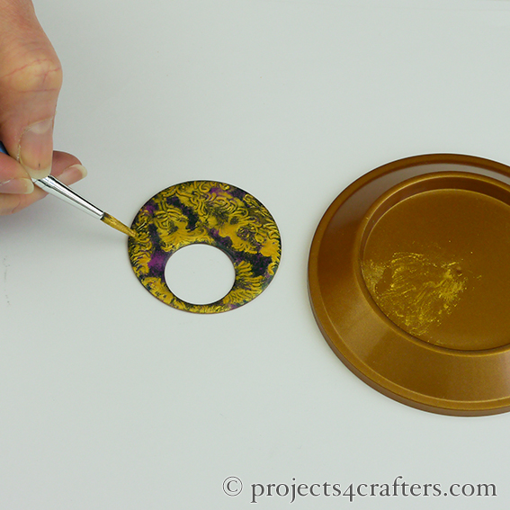 Projects4Crafters.com: Embossed Feather Efcolor Pendant