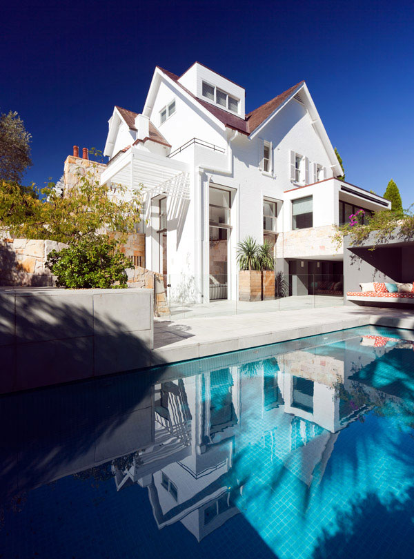 Modern White Homes Your Need For Immaculate Design | harlemsfinestnewyorker