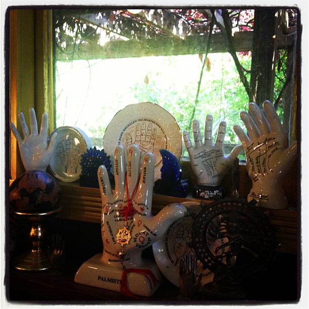 The Diary of a Rootwork Student: Featured Readers & Rootworkers