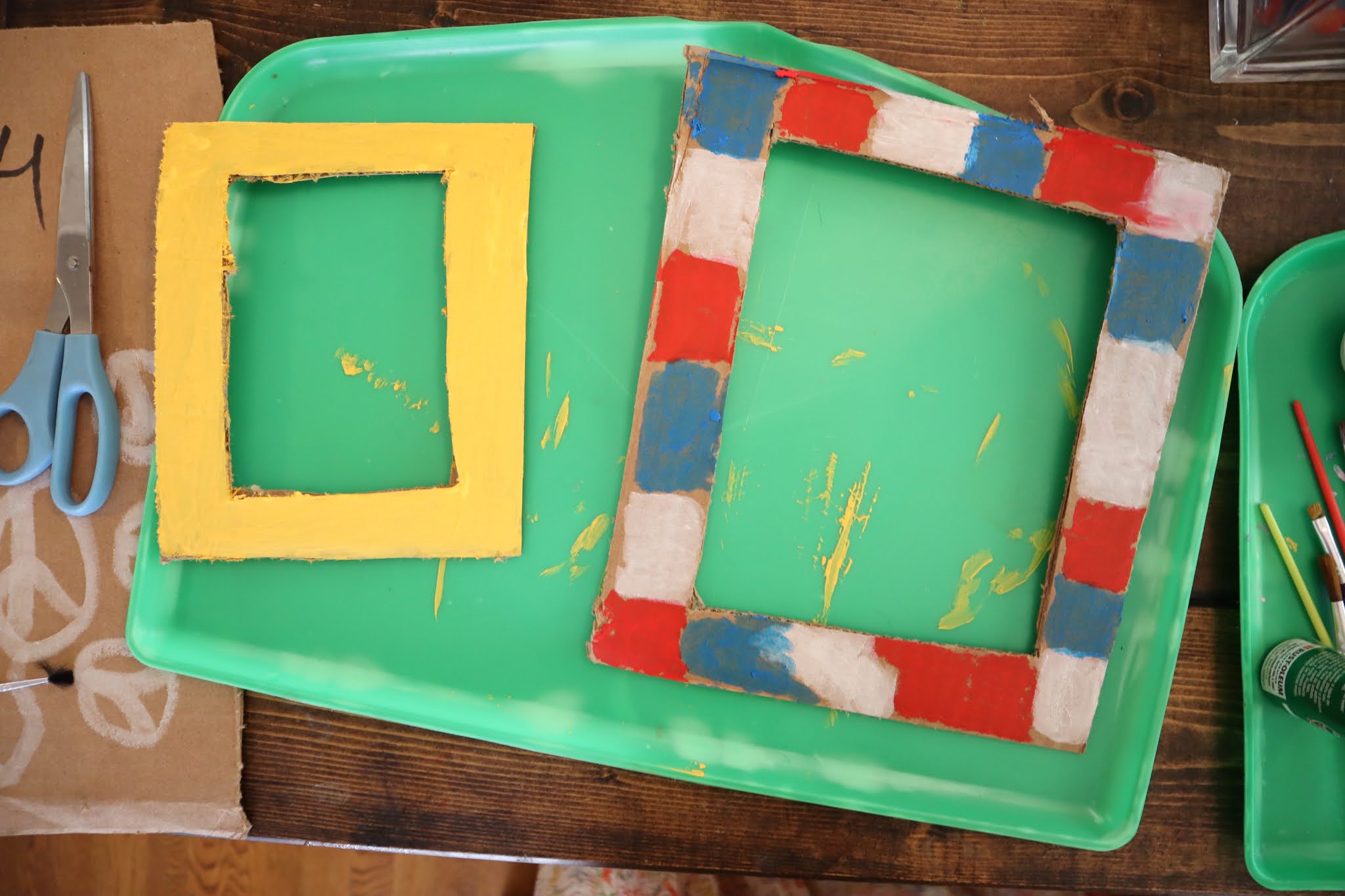 Momfessionals: Framed Art Craft