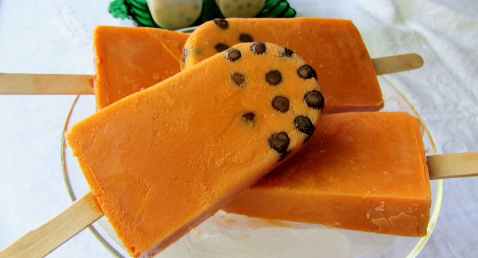 Let's eat......simple!: Boba Thai Tea Pops