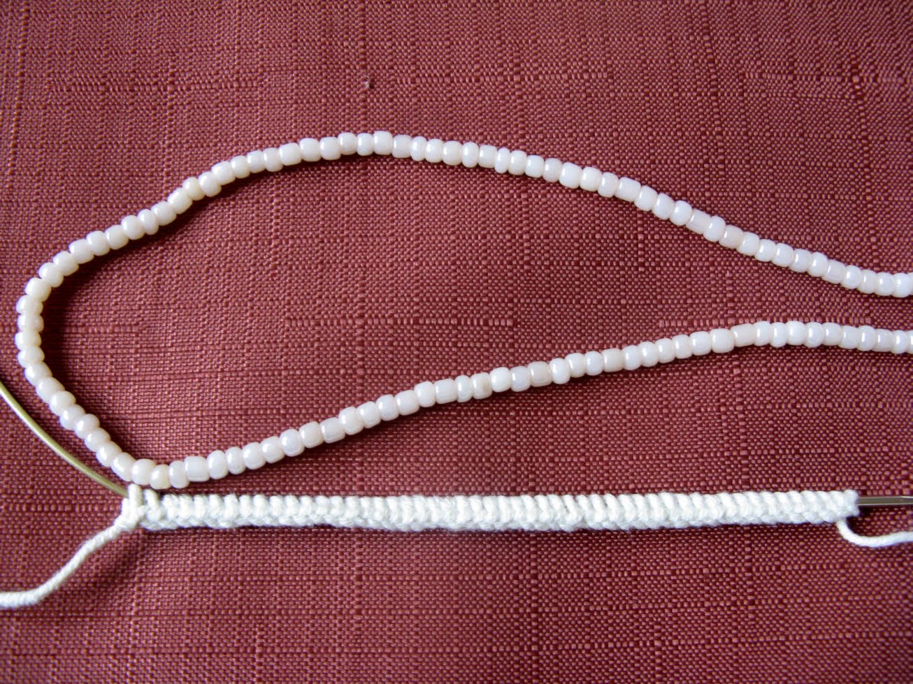 Carmela Biscuit's Spot: Beaded Knitted Bracelet