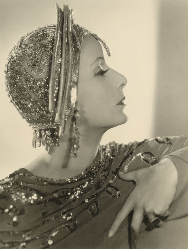 45 Fabulous Portrait Photos of Greta Garbo in the 1931 Film “Mata Hari ...