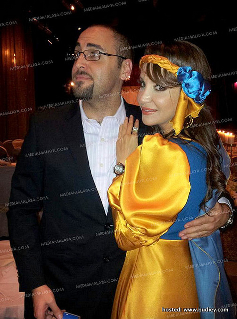 5 Gambar Bakal Suami Betty Benafe, Bruce Dargus - ambooyats@blog