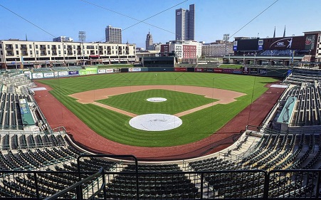 Quieren parques de pelota con aficionados ~ Variedades
