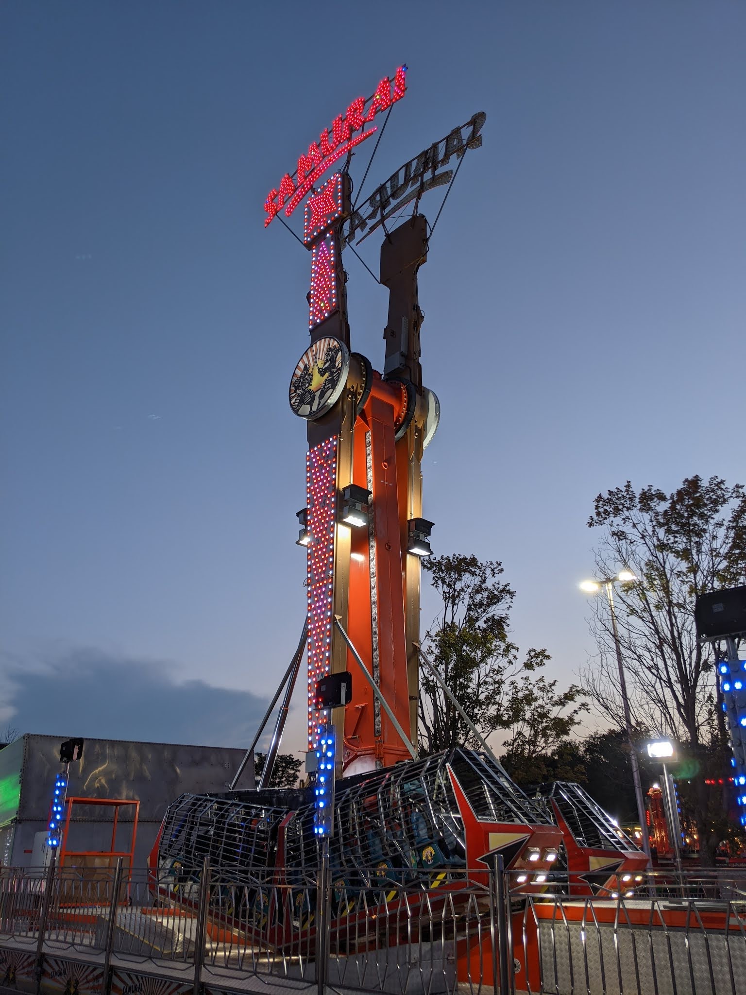 Robert Dyer @ Bethesda Row: Jolly Shows carnival arrives at Montgomery ...