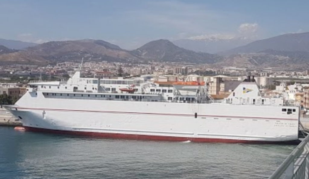 FERRYBALEAR: El Buque "Volcán de Tauce" operará desde Mayo la ruta ...