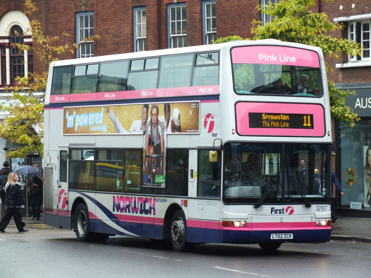 East Norfolk (& East Suffolk) Bus Blog: Multi-Coloured Bus Spot