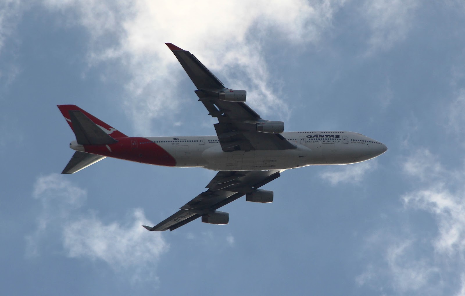 Plane Spotting and Photography: Boeing 747-438