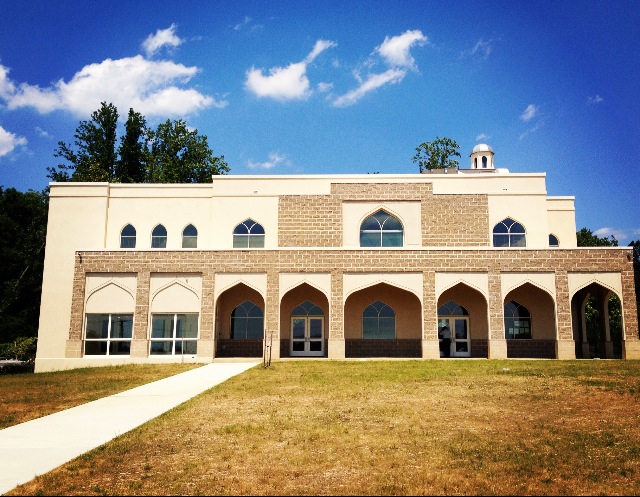 Ahmadiyya Mosques: Mubarak Mosque - Virginia USA