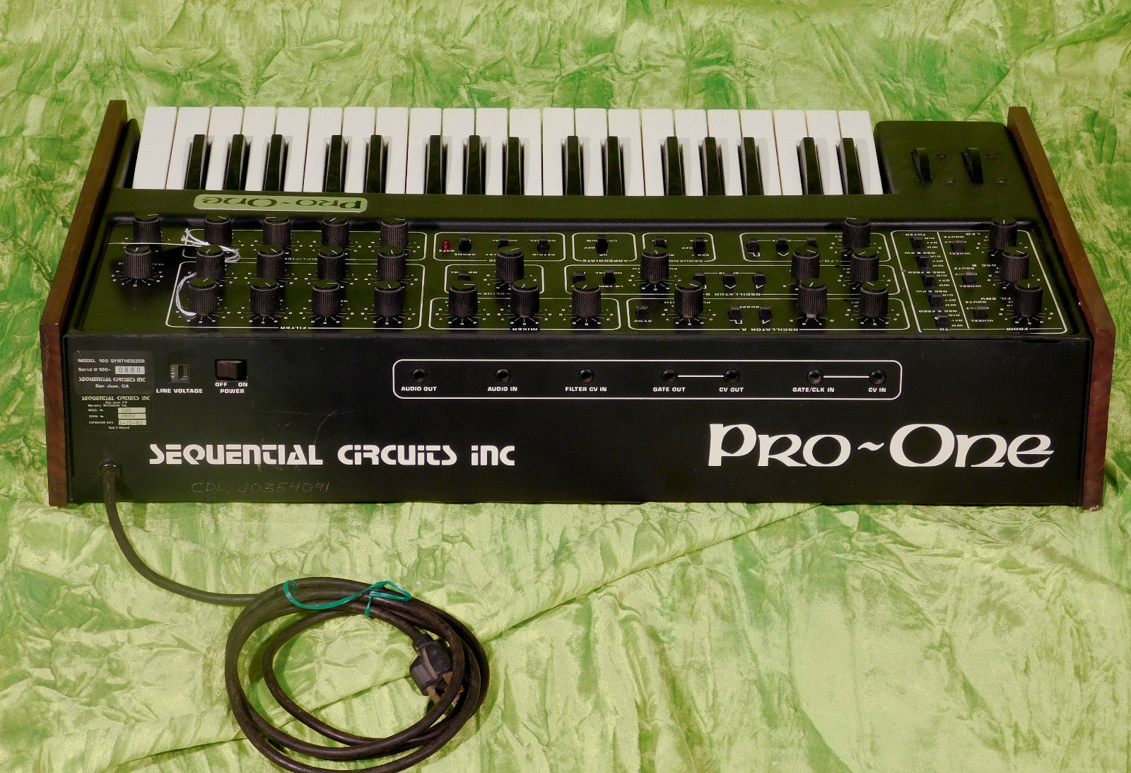 MATRIXSYNTH: Sequential Circuits Pro One SN 0880