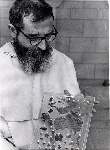 The Eighth Scroll: Dead Sea Scrolls Historical Connections