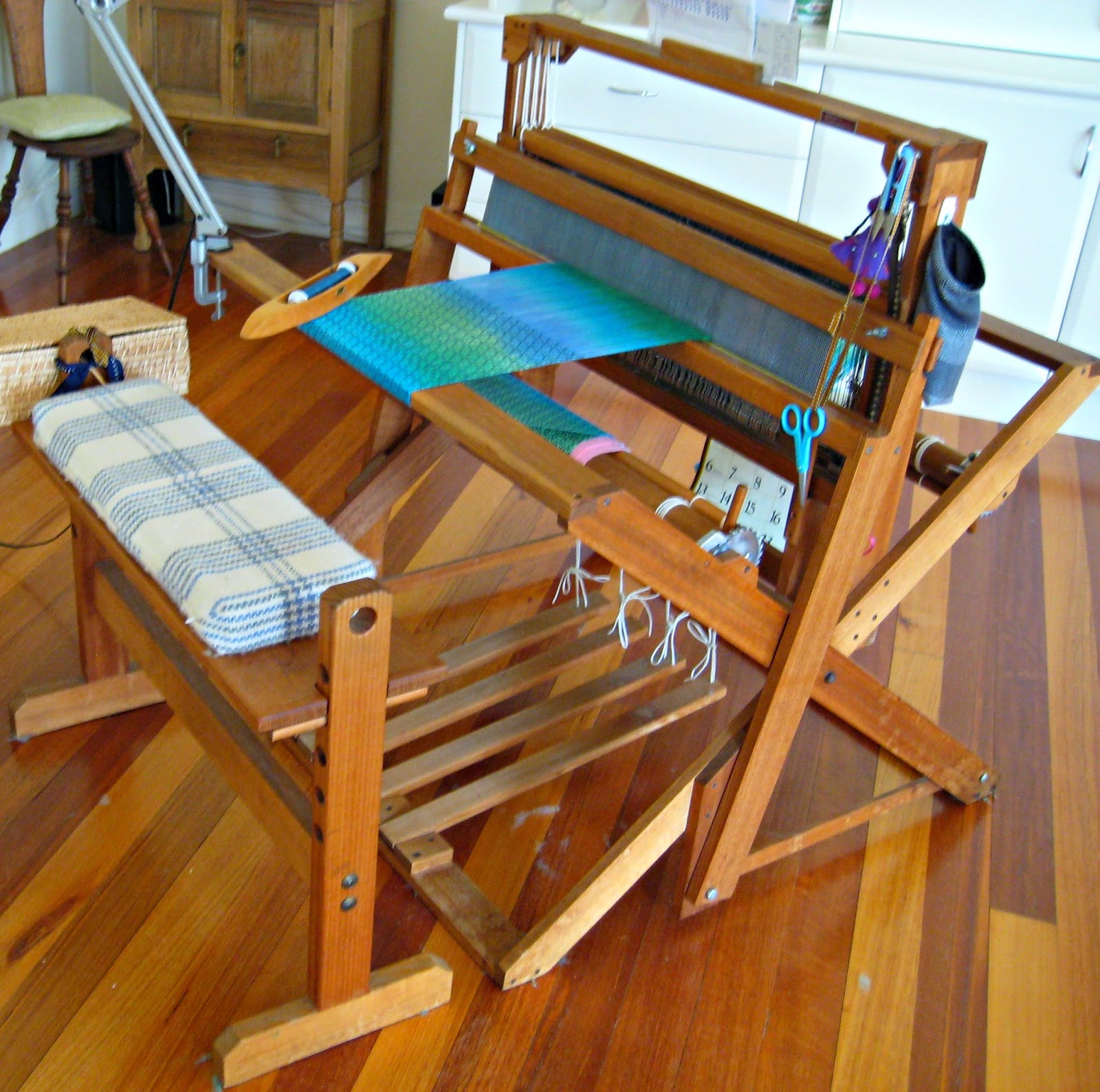 Portia's Cloth: Looms Day 2015