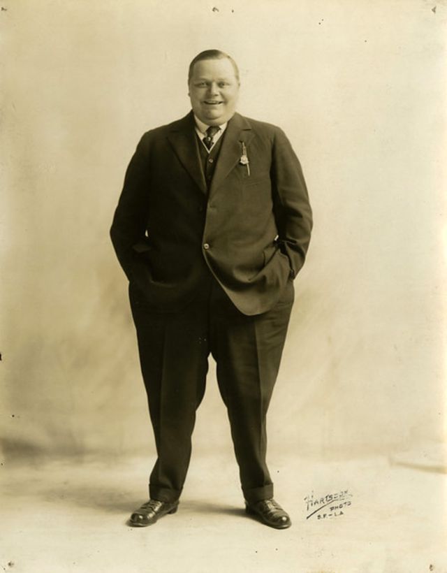 The King of Silent Film: 38 Vintage Photos of Roscoe "Fatty" Arbuckle ...