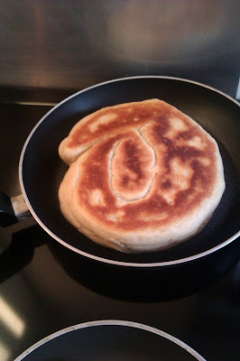 Big Hungry Family: Tiganopsomo - Cheesebread