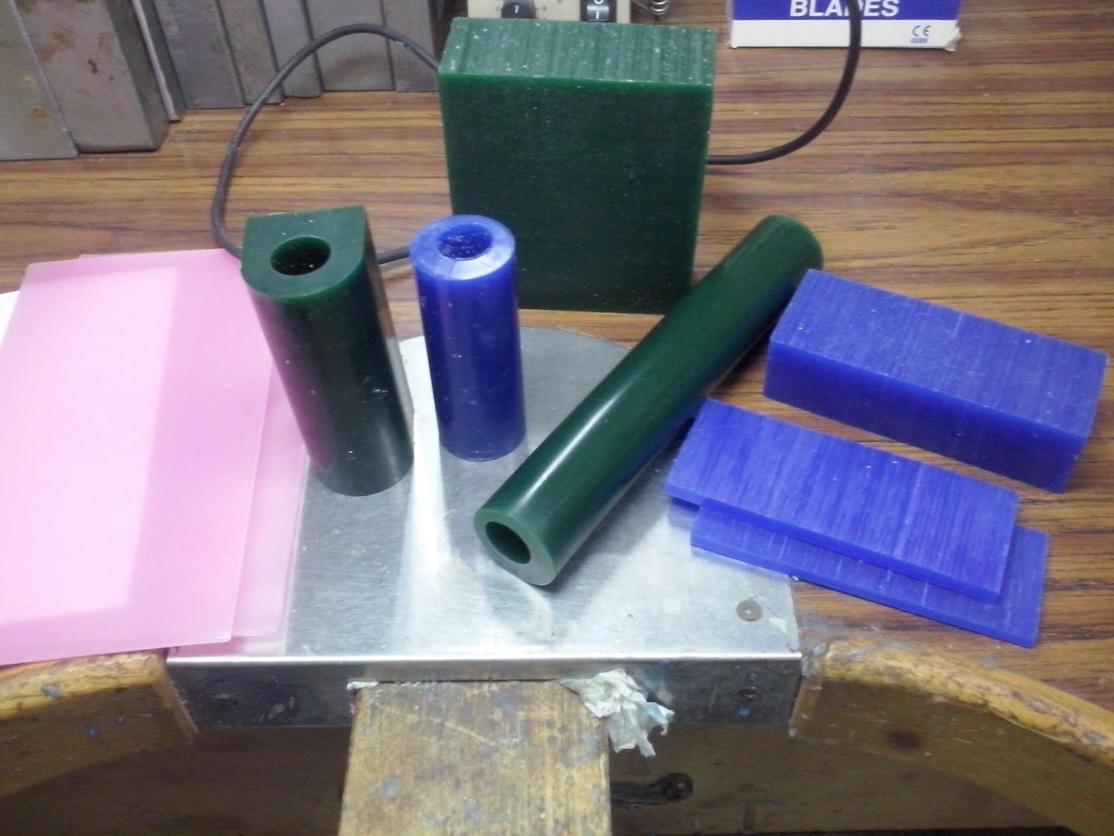 MODELADO EN CERA: La cera para trabajar.