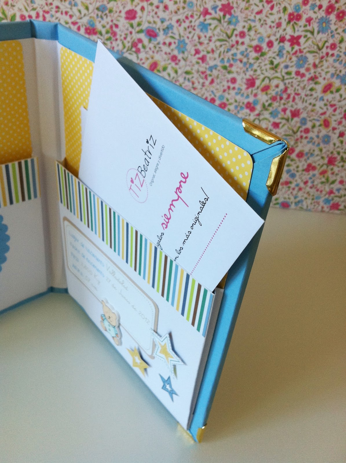 Tiz Scrap: Un portadocumentos muy práctico y original!