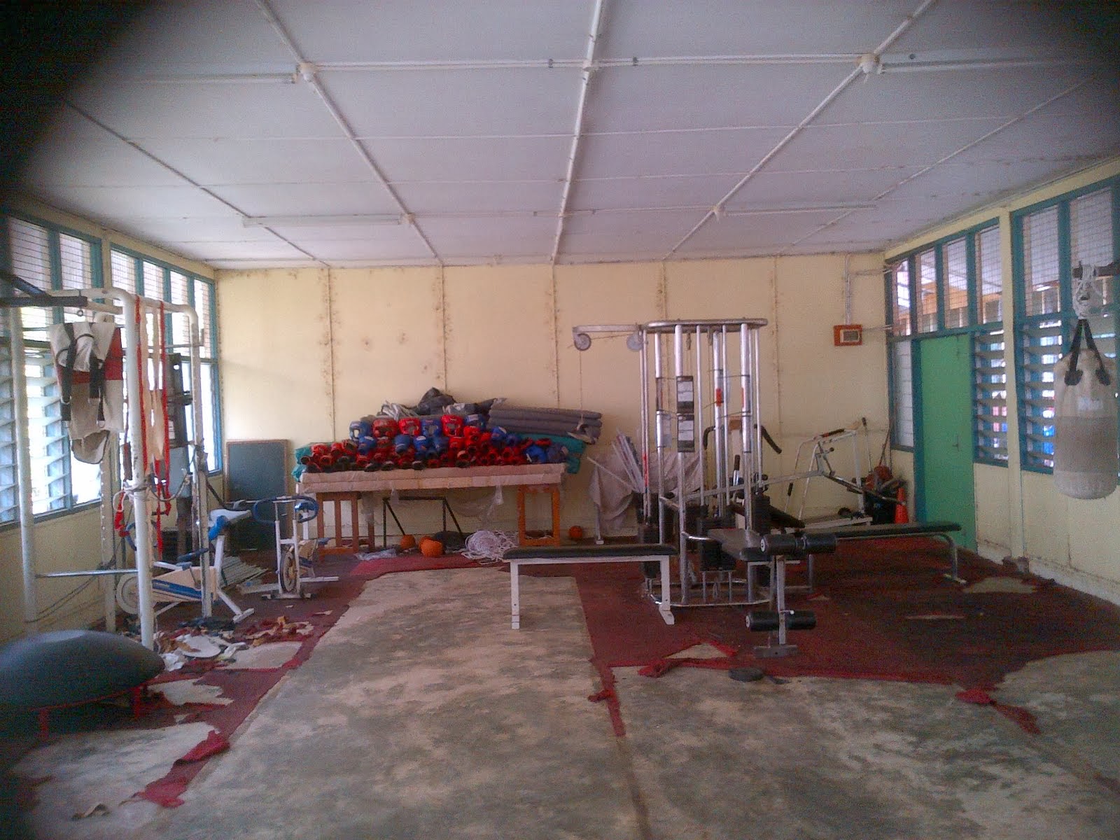 Unit Sukan Prestasi Tinggi Negeri Sarawak: LAPORAN PEMANTAUAN PUSAT ...