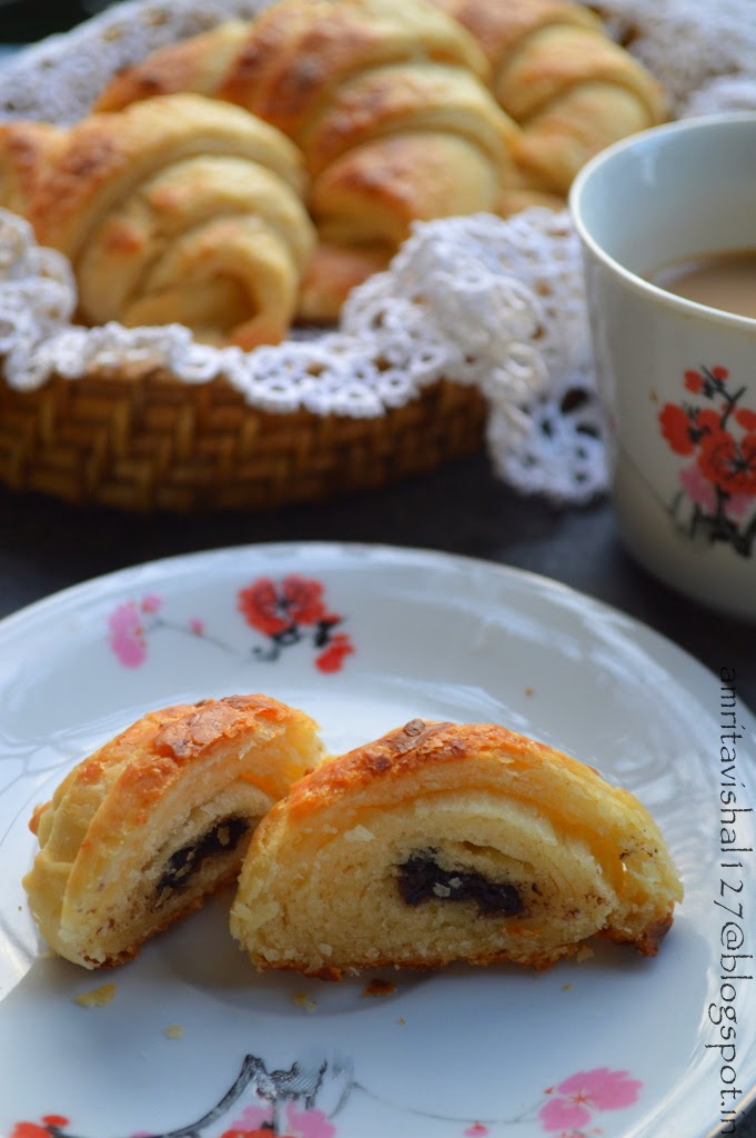 Sweet 'n' Savoury: Classic Croissants