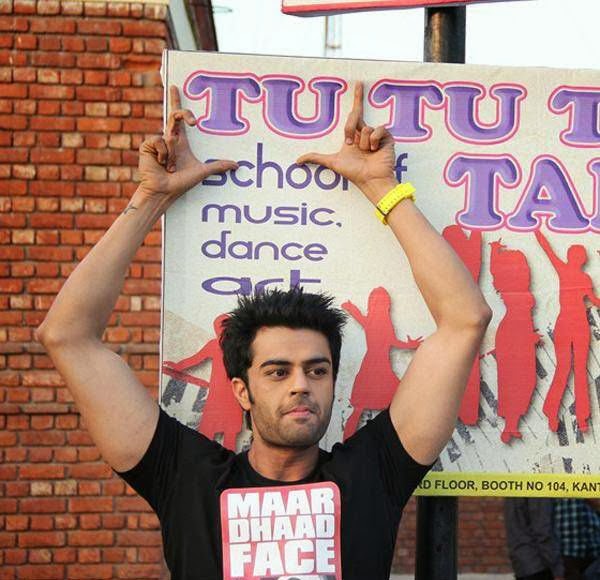 Stills Daily: Mickey Virus Hindi Movie Stills