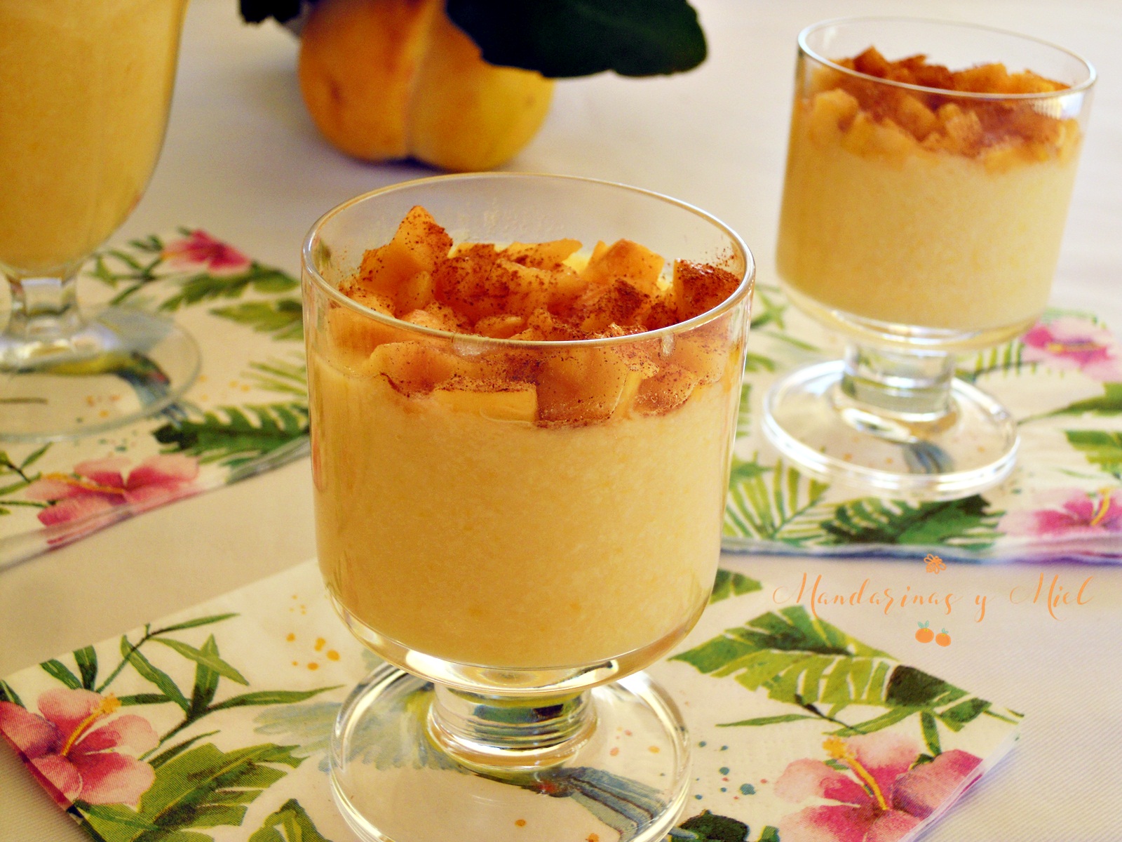 Natillas de melocotón | Mandarinas y miel