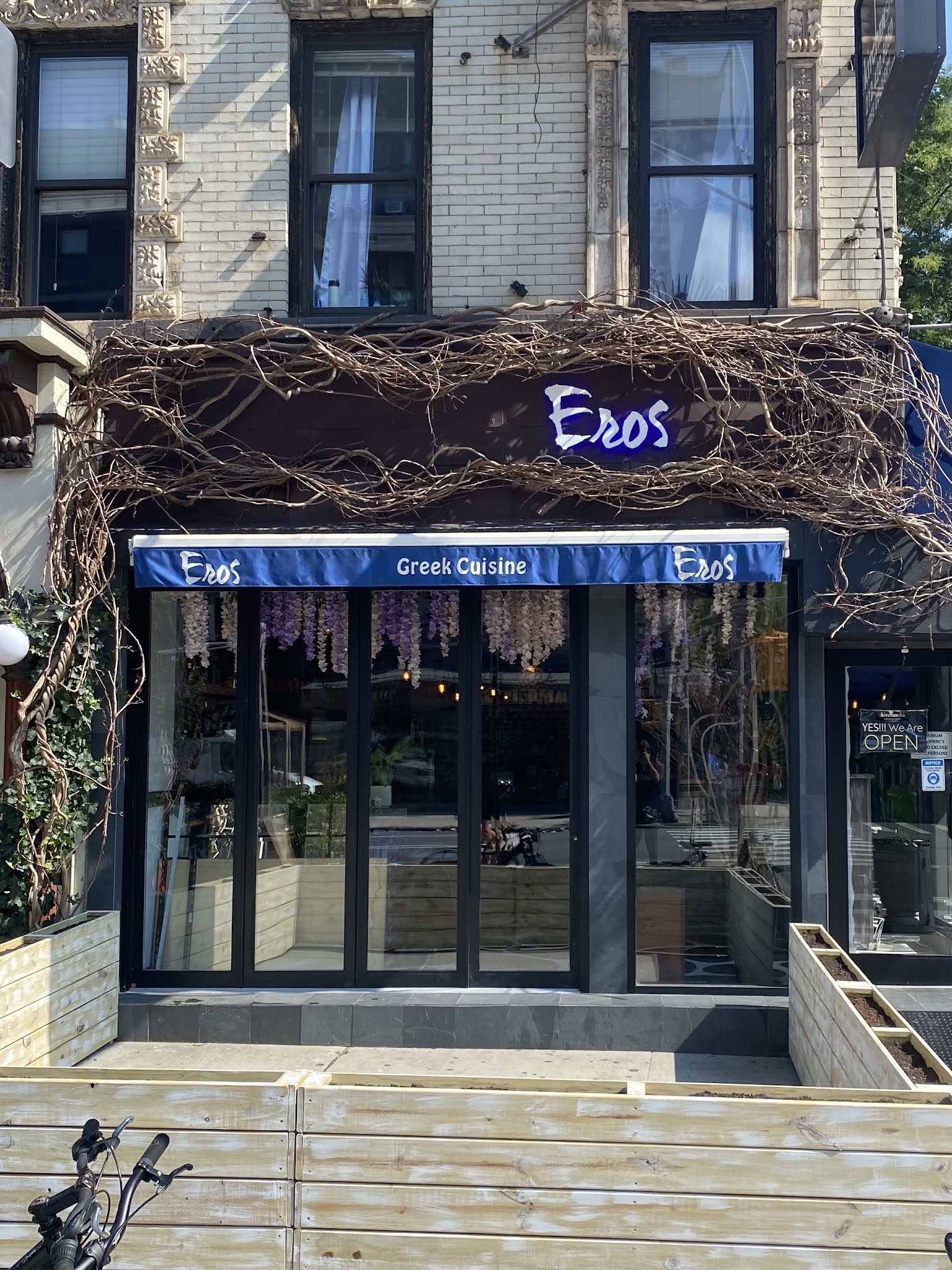 EV Grieve: Kitchen Sink goes Greek, emerges as Eros